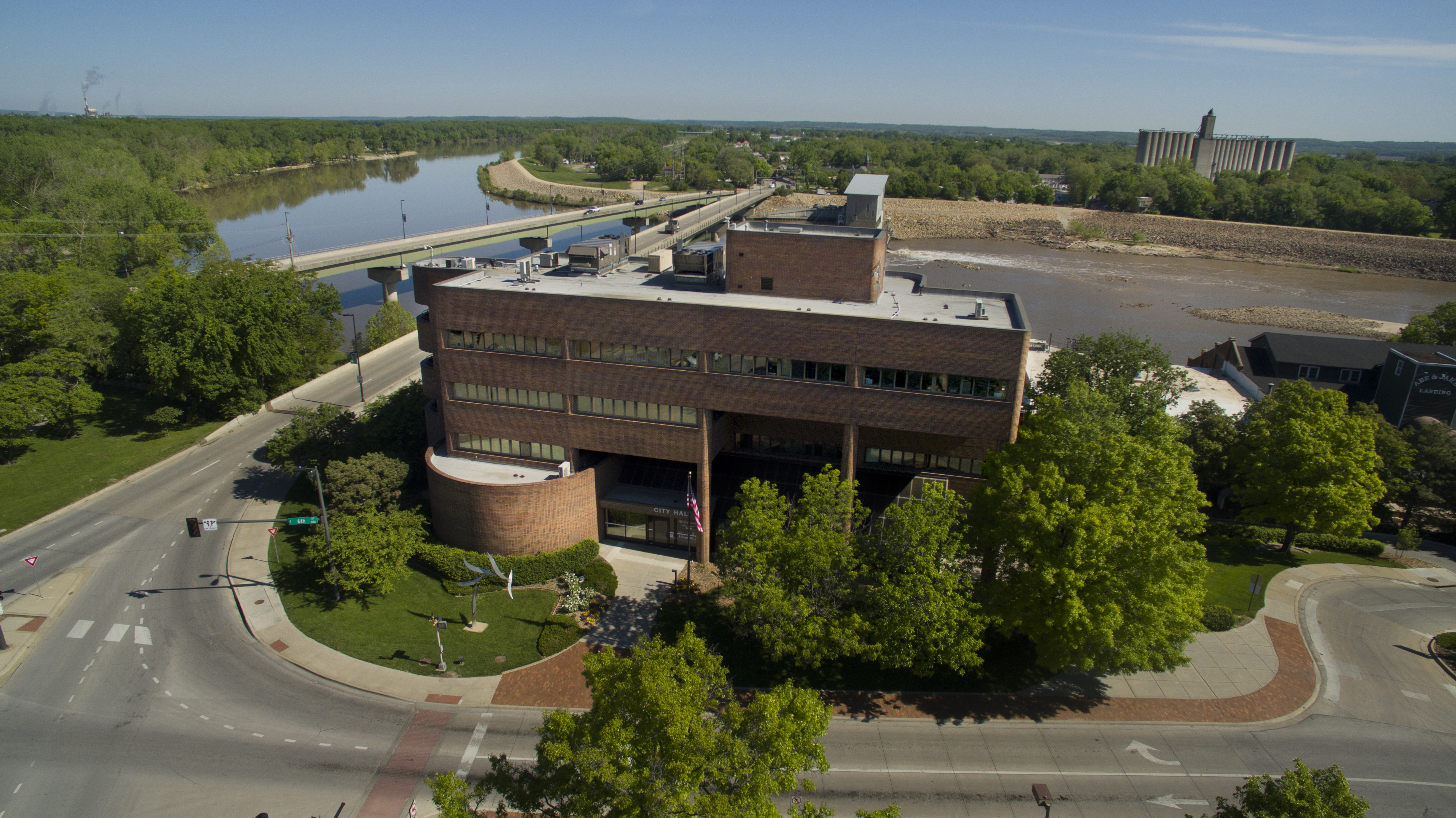 Voters Guide: Lawrence City Commission candidates share their thoughts ...